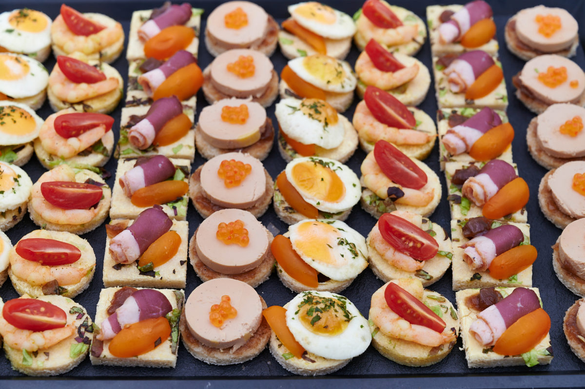 MINIS TOASTS - MINI CANAPES